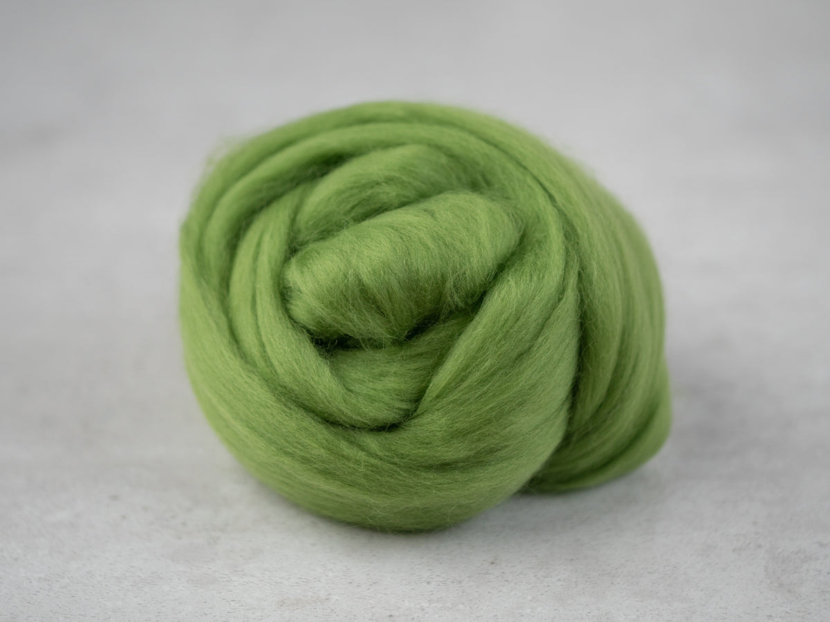 Leaf Merino Wool Roving – Spruce & Linen