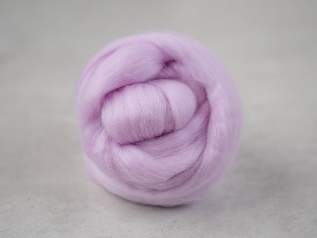 Starlight Merino Wool Roving – Spruce & Linen