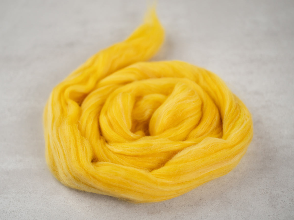 Sunshine Merino Wool Roving – Spruce & Linen