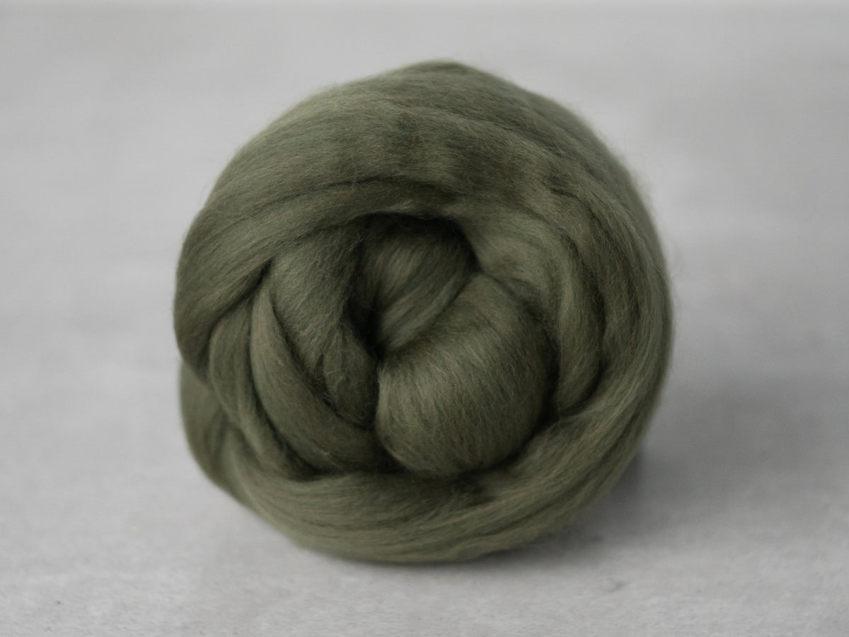 Moss Merino Wool Roving – Spruce & Linen