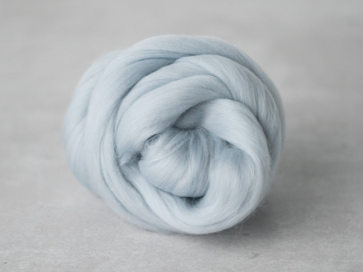 Tulle Merino Wool Roving – Spruce & Linen
